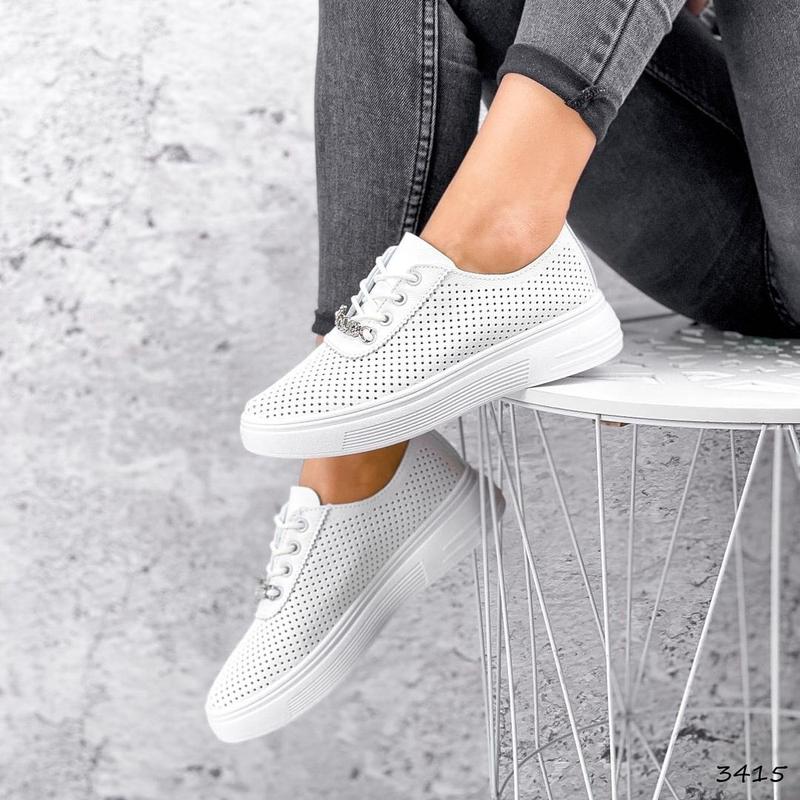 Білі кеді — ціна 650 грн у каталозі Кеди Купити жіночі речі за доступною ціною на Шафі Україна