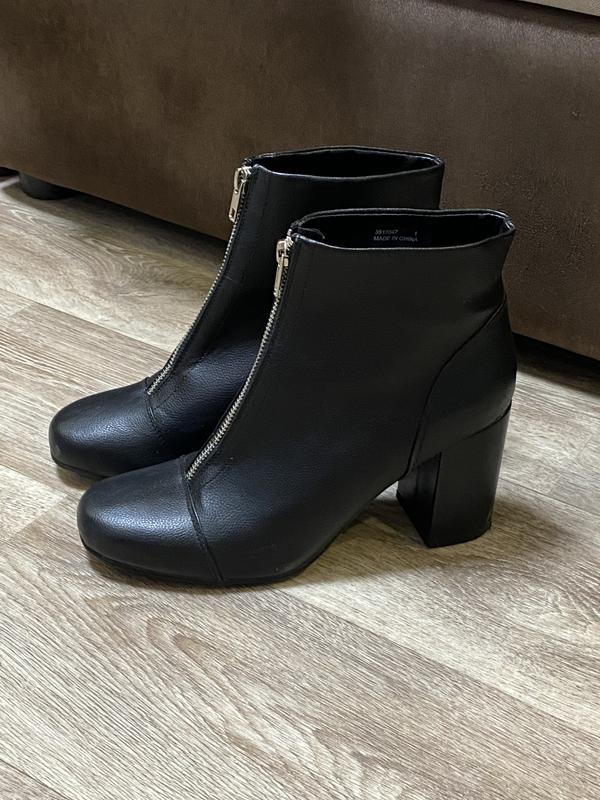 Черевики півчобітки ботильйони чоботи на підборах на весну дуже New