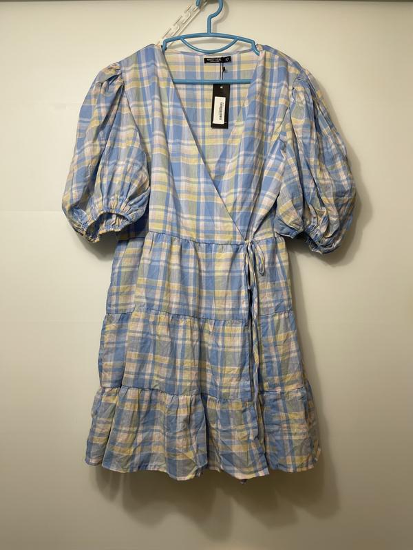 Плаття 20 розмір — ціна 400 грн у каталозі Короткі сукні Купити жіночі речі за доступною ціною