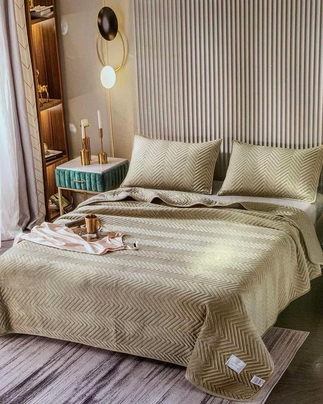 Велюрове покривало з наволочками — ціна 950 грн у каталозі Покривала Купити товари для дому та