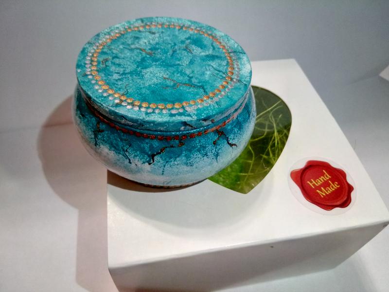 Деревяна скринька для біжутерії — ціна 250 грн у каталозі Скриньки Купити товари для дому та