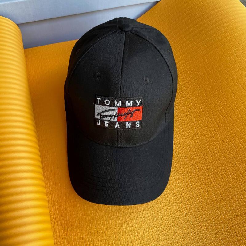Чоловіча, чорна кепка / мужская бейсболка tommy hilfiger — цена 499 грн ...