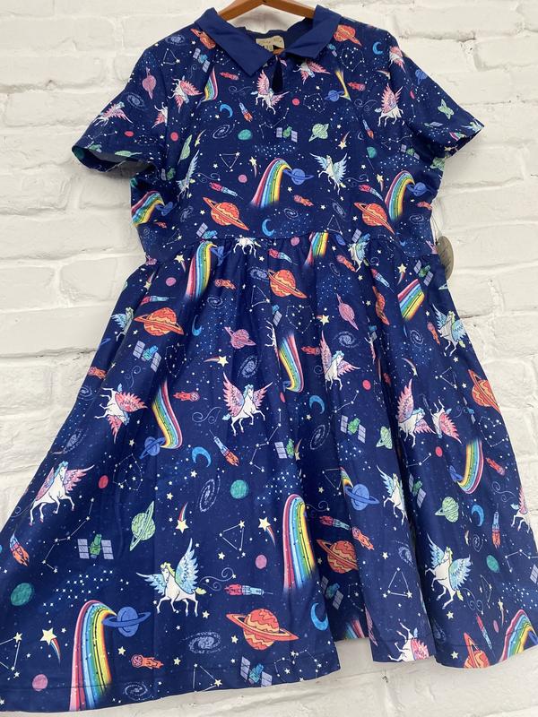 Сукню — ціна 149 грн у каталозі Сукні міді Купити жіночі речі за доступною ціною на Шафі