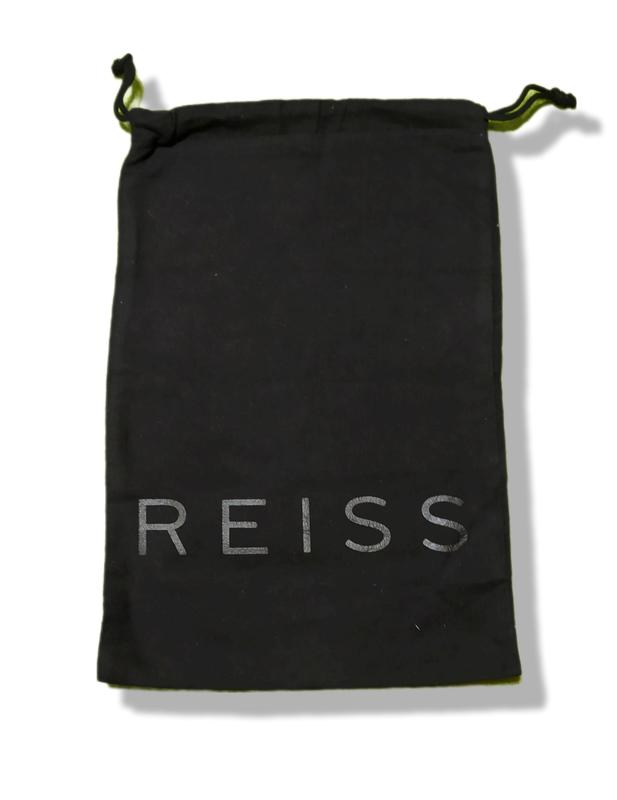 Пильник Reiss — ціна 100 грн у каталозі Чохли для одягу Купити товари для дому та побуту за