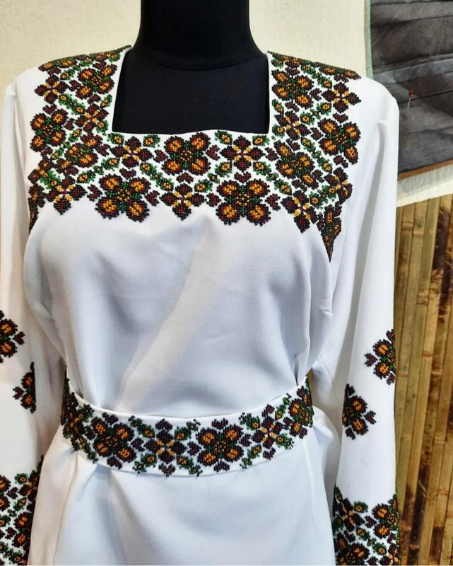 Українська вишиванка — цена 5500 грн в каталоге Вышиванки Купить женские вещи по доступной цене