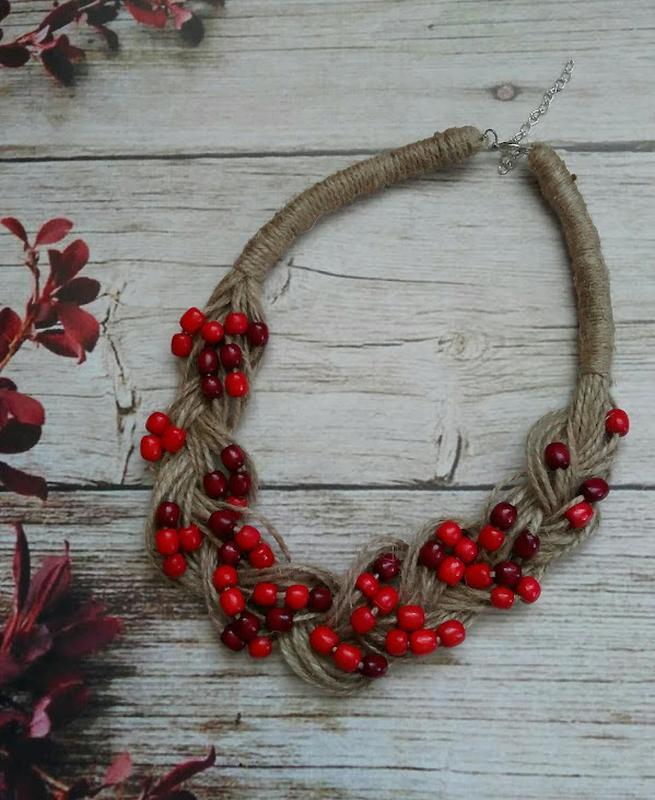 Намисто із деревяних намистин — ціна 230 грн у каталозі Кольє і намиста Купити аксесуари за