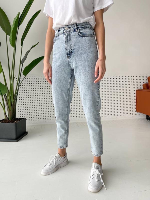 Джинси мом — ціна 750 грн у каталозі Джинси Купити жіночі речі за доступною ціною на Шафі