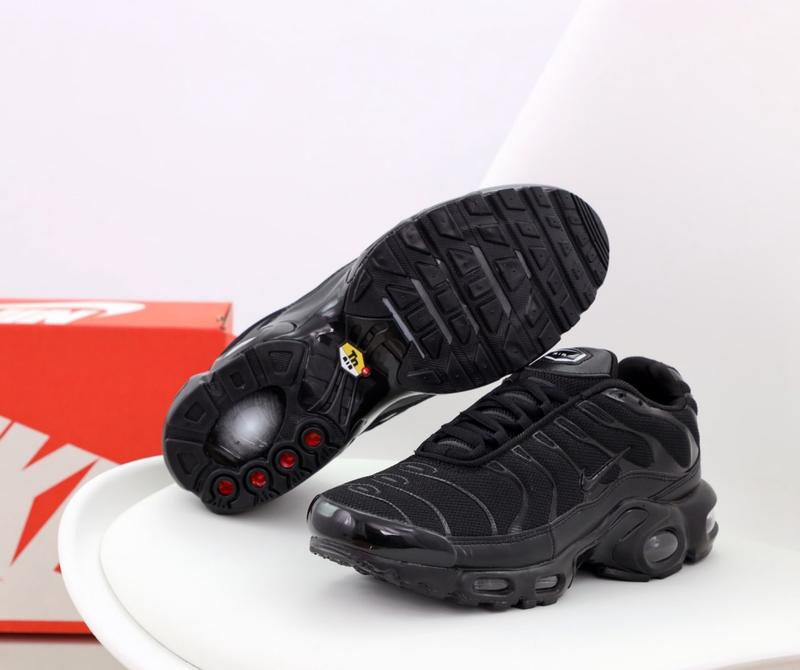 Чоловічі кросівки nike air max plus tn+ black 41-42-43-44-45 — ціна ...