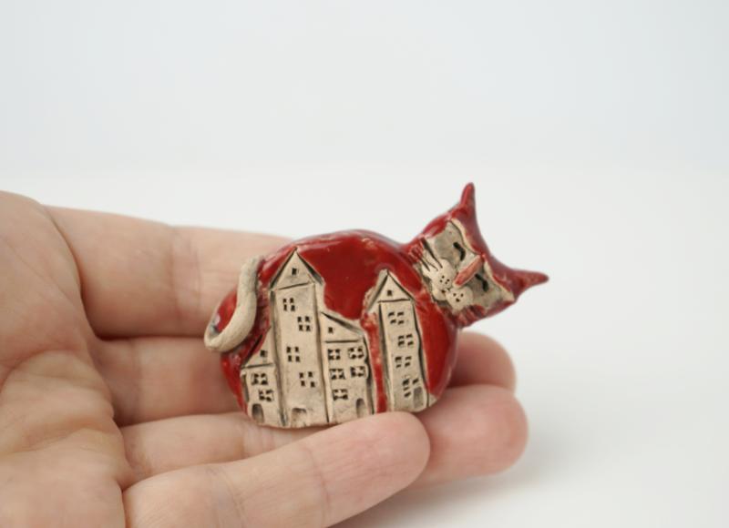 Статуэтка кот и домики Figurine кот сувенирный — цена 144 грн в каталоге Статуэтки Купить товары