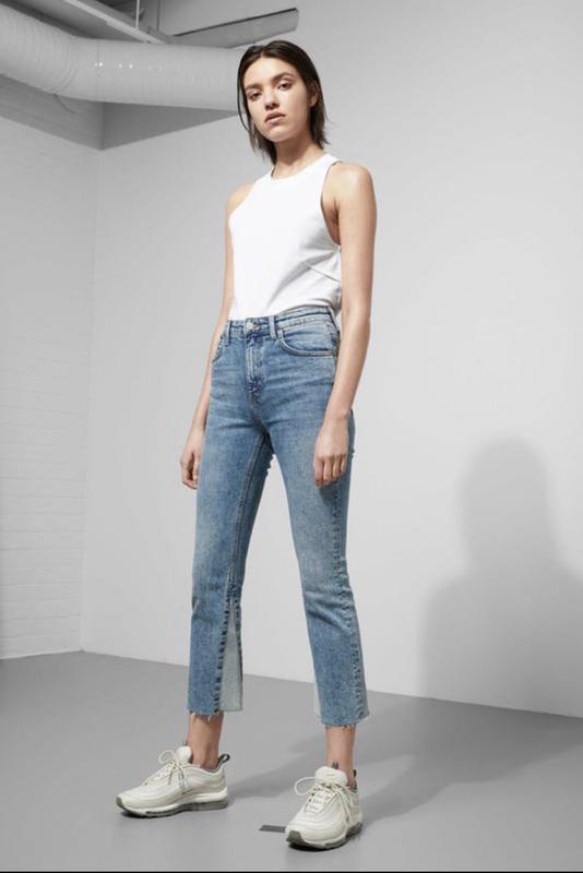 Кроп джинси — ціна 100 грн у каталозі Джинси Купити жіночі речі за доступною ціною на Шафі