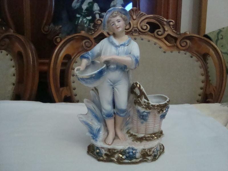 Шикарная антикварная статуэтка садовник сборщиквинограда фарфор германия 19 век — цена 4800 грн