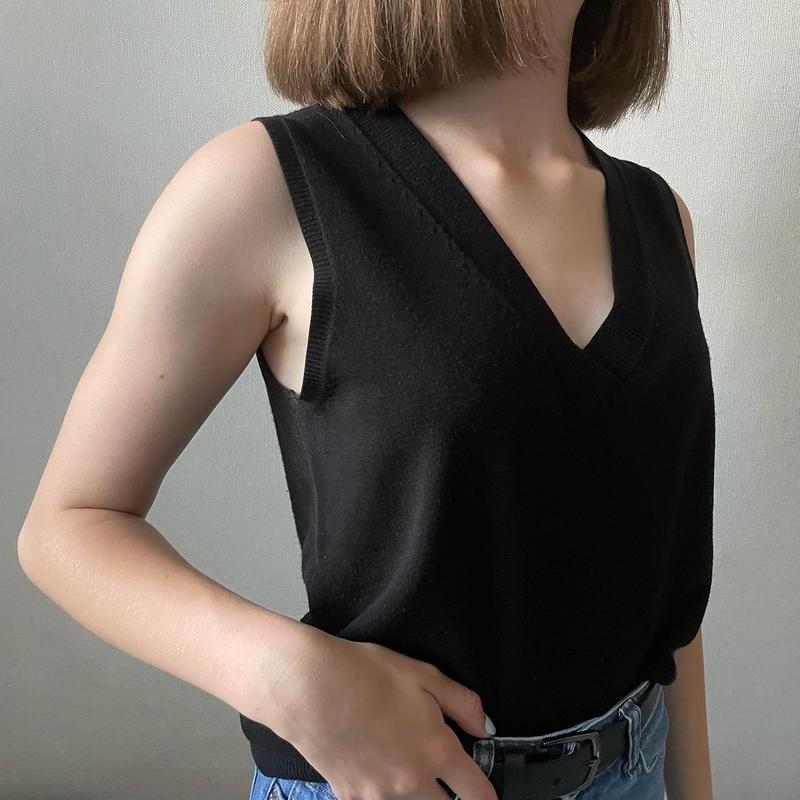 Жилет 🤩 — ціна 199 грн у каталозі Жилетки Купити жіночі речі за доступною ціною на Шафі