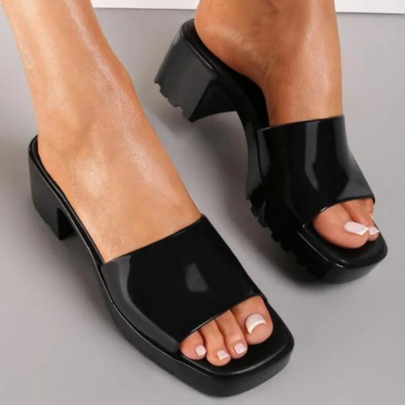 Стильні шльопанці — цена 869 грн в каталоге Шлепанцы Купить женские вещи по доступной цене на