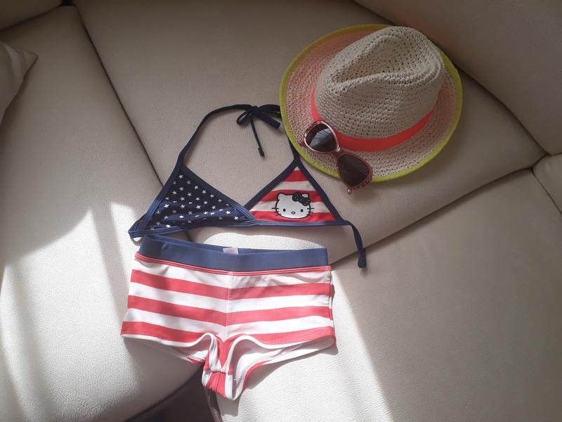 Пляжний комплект для шанувальниці Hello Kitty — ціна 120 грн у каталозі Купальники Купити дитячі