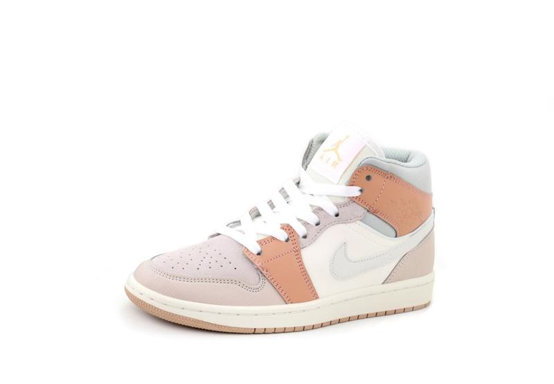 Кросівки — ціна 1900 грн у каталозі Кросівки Купити чоловічі речі за доступною ціною на Шафі