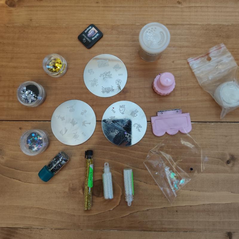 Набір для манікюру педікюру — цена 80 грн в каталоге Декор для ногтей Купить товары для красоты