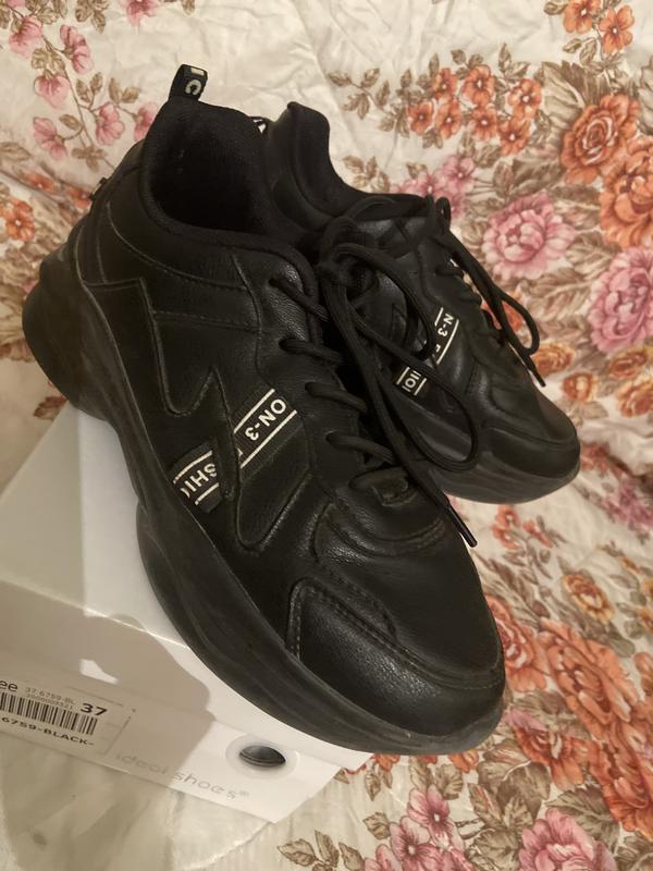 Кросівки жіночі — ціна 650 грн у каталозі Кросівки Купити жіночі речі за доступною ціною на Шафі