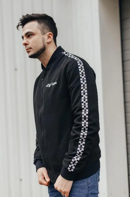 Ветровка мужская черная — цена 650 грн в каталоге Ветровки Купить ...