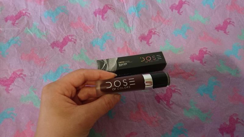 Матовая помада dose of colors — цена 400 грн в каталоге Декоративная ...