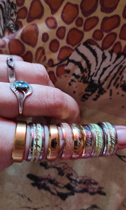 Різні кільця дуже красиві — ціна 99 грн у каталозі Кільця і персні Купити аксесуари за доступною