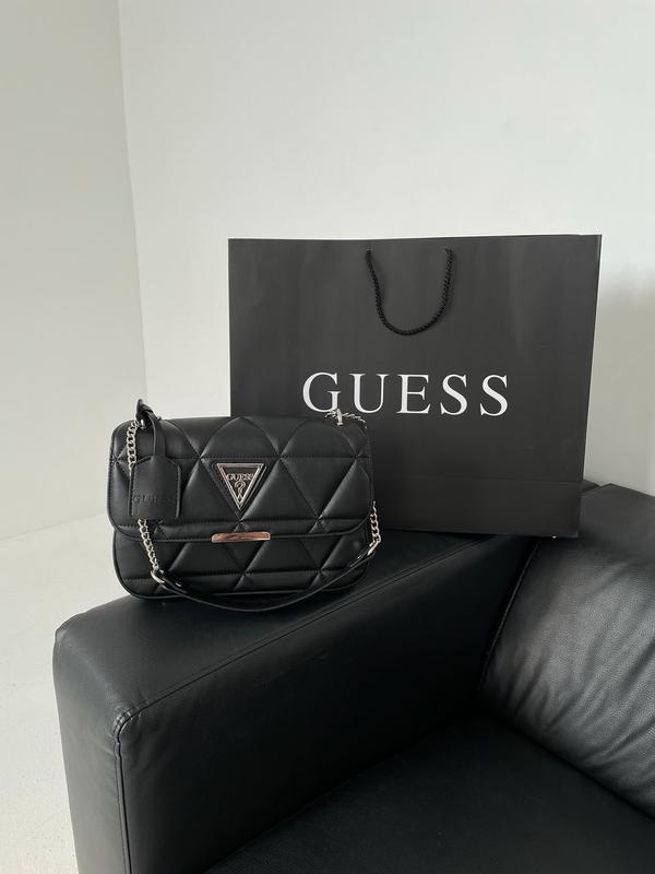 Сумка Guess — ціна 1650 грн у каталозі Клатчі Купити аксесуари за доступною ціною на Шафі