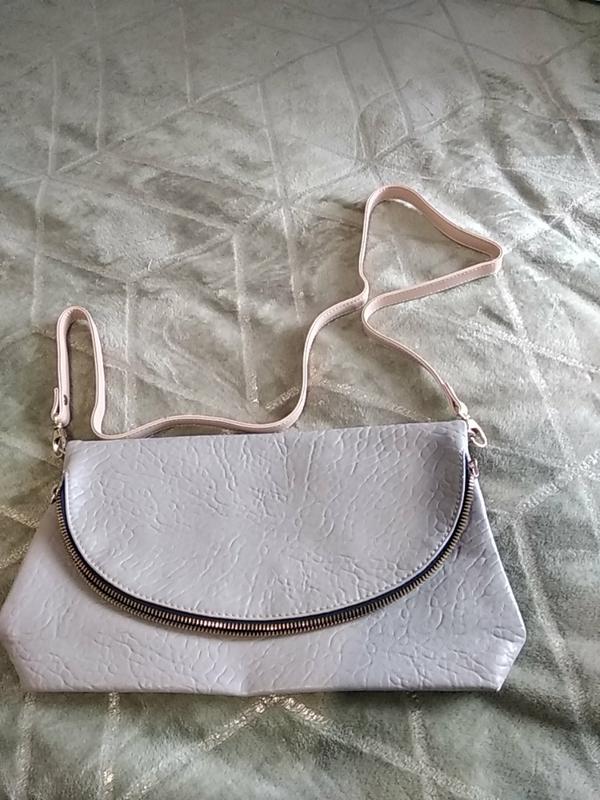 Чудовий клатч — ціна 275 грн у каталозі Клатчі Купити аксесуари за доступною ціною на Шафі