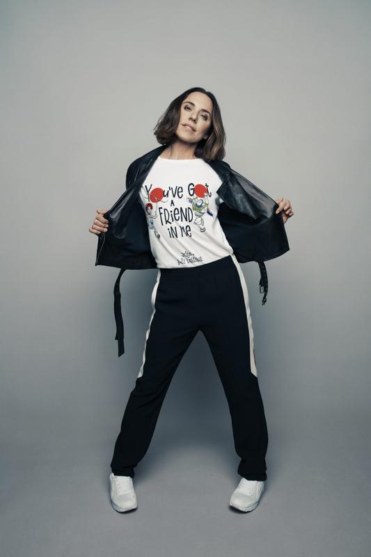 Футболка red nose day comic relief disney/pixar — ціна 350 грн у ...