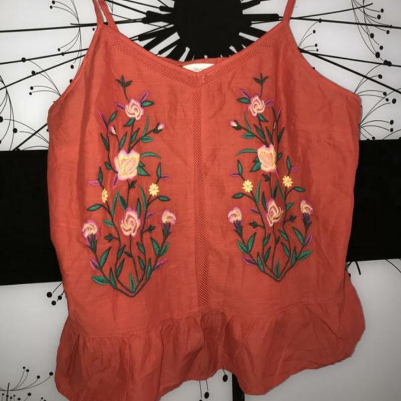 Катонова майка вишиванка — цена 180 грн в каталоге Майки Купить женские вещи по доступной цене