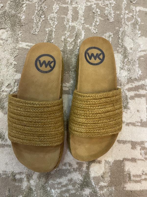 Пляжні шльопанці — цена 300 грн в каталоге Шлепанцы Купить женские вещи по доступной цене на