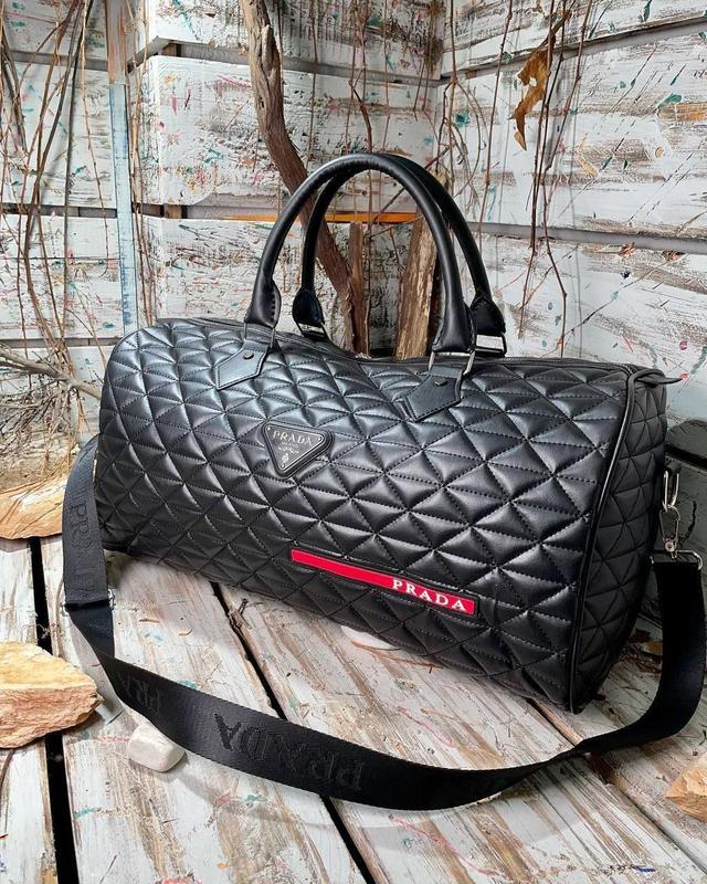 Женская дорожная сумка Prada жіноча дорожня сумка Prada — ціна 2150 грн у каталозі Сумки Купити