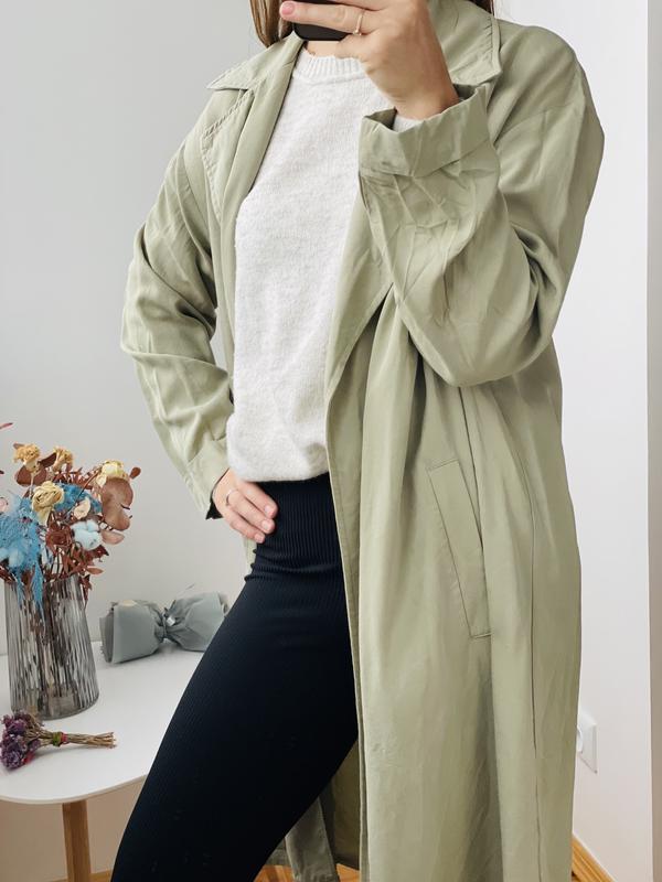 Легкий тренч Zara — цена 360 грн в каталоге Плащи Купить женские вещи по доступной цене на Шафе