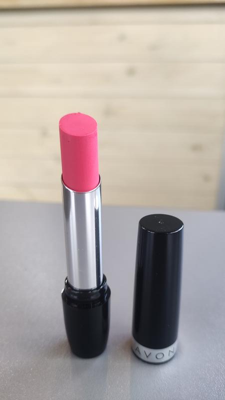 Помада для губ от эйвон avon — цена 150 грн в каталоге Помада для губ ...