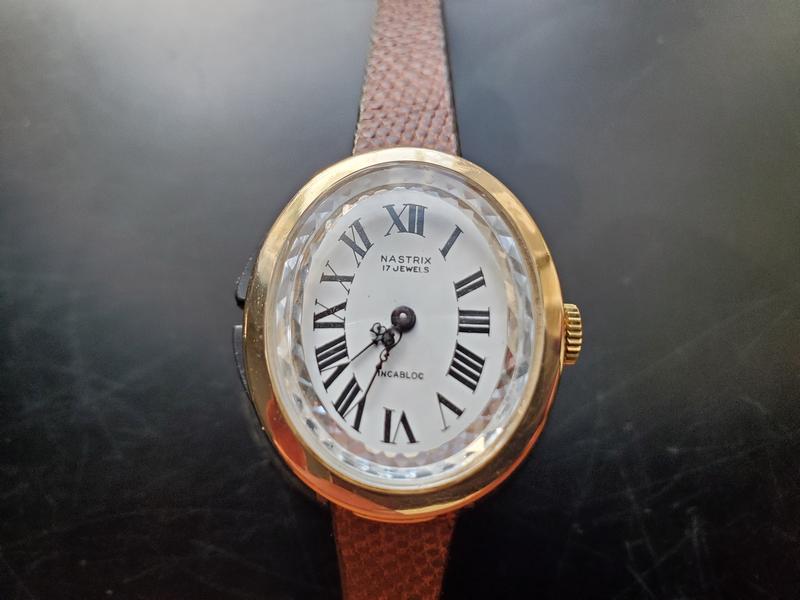 Люксовий швейцарський жіночій годинник nastrix, 50ті — ціна 9295 грн у ...