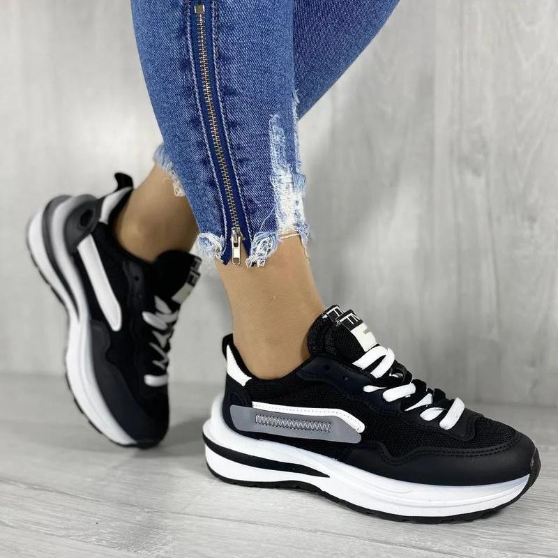 Жіночі кросівки — ціна 899 грн у каталозі Кросівки Купити жіночі речі за доступною ціною на Шафі