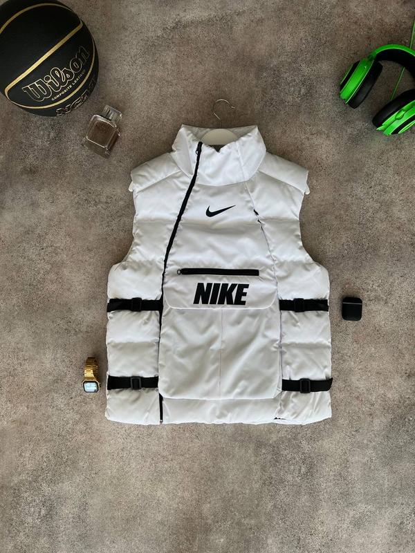 Мужская жилетка nike / качественные жилетки nike на осень — цена 1850 ...