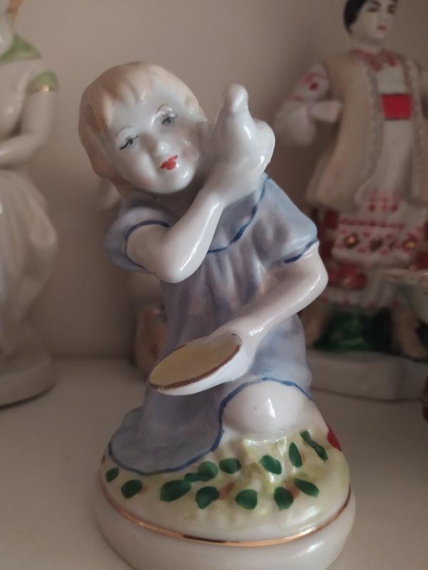 Винтажная статуэтка фарфоровая статуэтка из ссср — цена 899 грн в каталоге Статуэтки Купить
