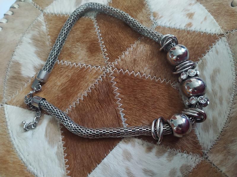 Бредове кольє Nour London — ціна 190 грн у каталозі Кольє і намиста Купити аксесуари за