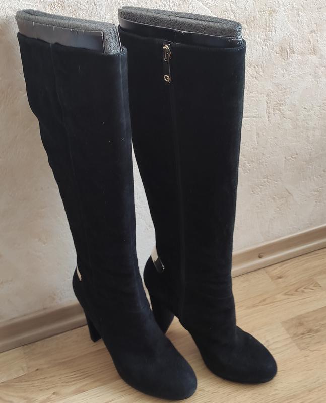 Чобітки на підборах Guess — ціна 999 грн у каталозі Чоботи Купити