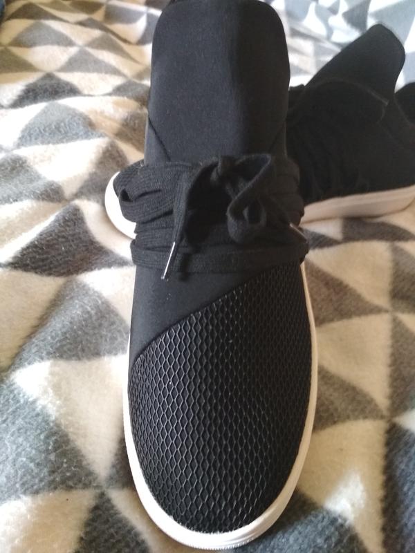 Американські крассовки — ціна 2000 грн у каталозі Кросівки Купити жіночі речі за доступною ціною