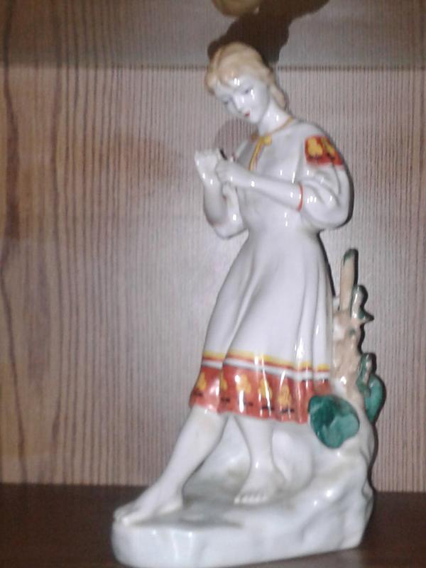 Статуэтка статуєтка фарфор вінтаж — цена 600 грн в каталоге Статуэтки Купить товары для дома и