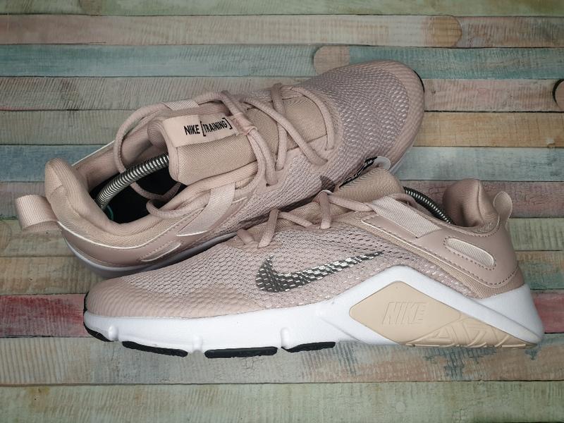 Кроссовки nike training — цена 1639 грн в каталоге Кроссовки Купить ...