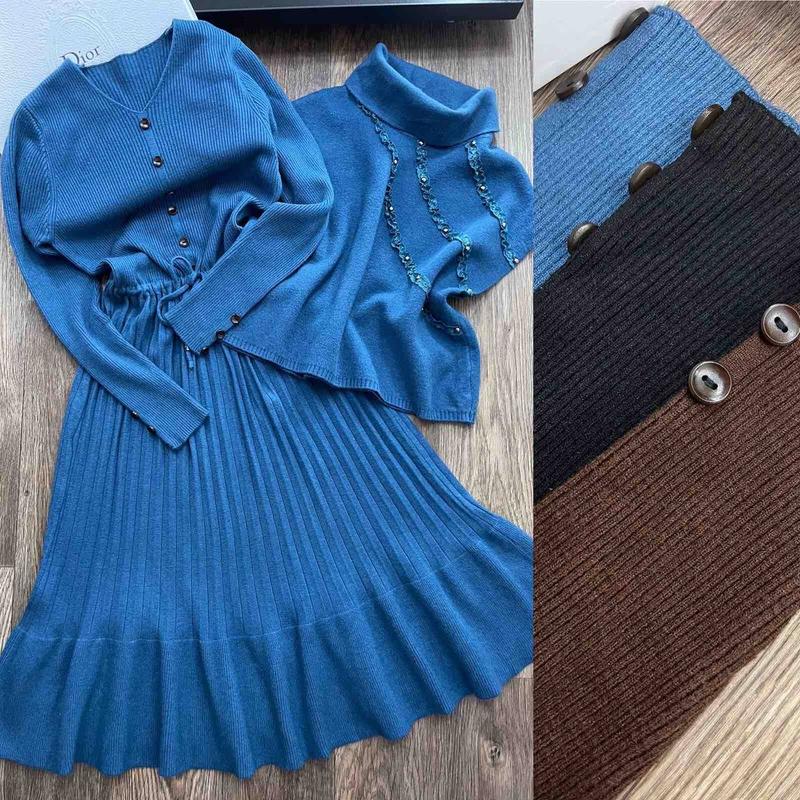 Комплект платья и жилетка — цена 850 грн в каталоге Костюмы с платьем Купить женские вещи по