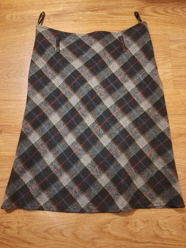 Шерстяна спідниця — ціна 155 грн у каталозі Міді спідниці Купити жіночі речі за доступною ціною