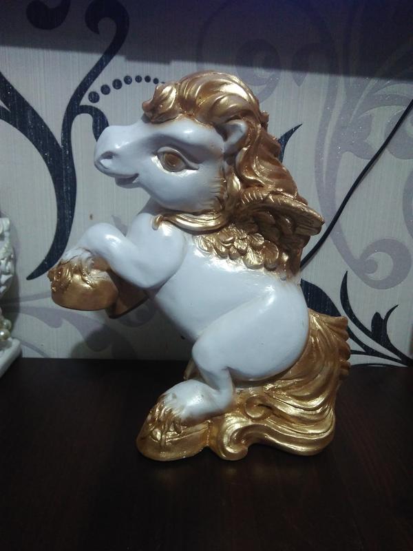 Статуэтка конь пегас гипс керамика — ціна 250 грн у каталозі Статуетки Купити товари для дому та