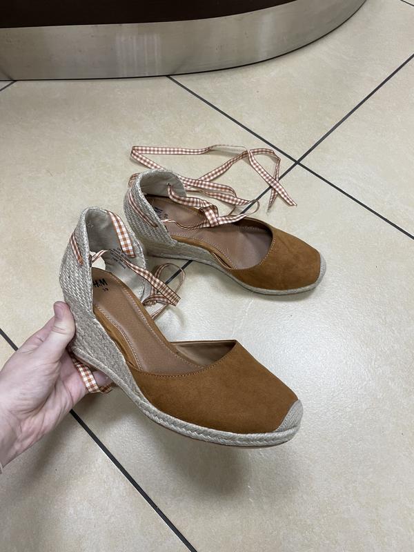 Еспадрильї на платформі — ціна 120 грн у каталозі Еспадрільї Купити жіночі речі за доступною