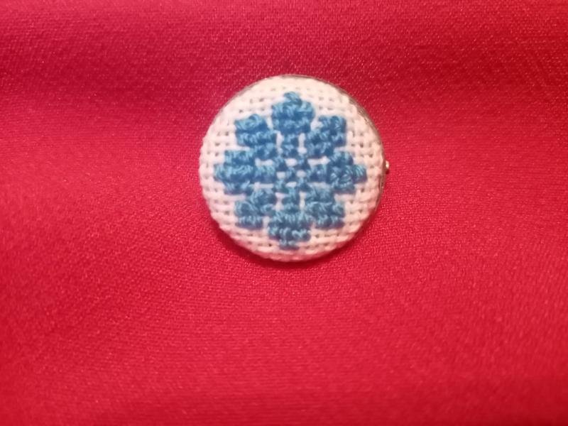 Згачки мікровишивка — ціна 150 грн у каталозі Брошки Купити аксесуари за доступною ціною на Шафі