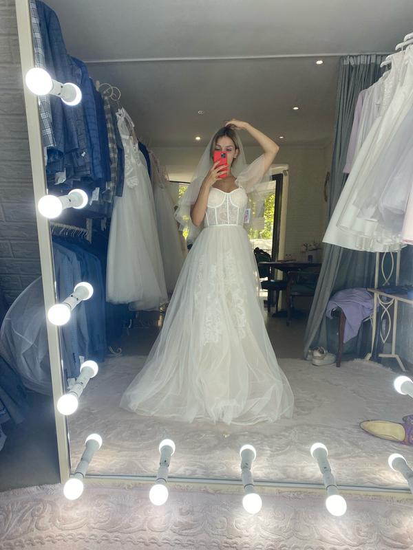 Весільна сукня — цена 9000 грн в каталоге Свадебные платья Купить женские вещи по доступной цене