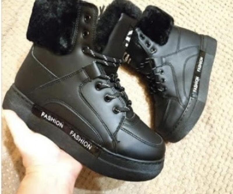 Зимові чобітки — цена 750 грн в каталоге Ботинки Купить женские вещи по доступной цене на Шафе