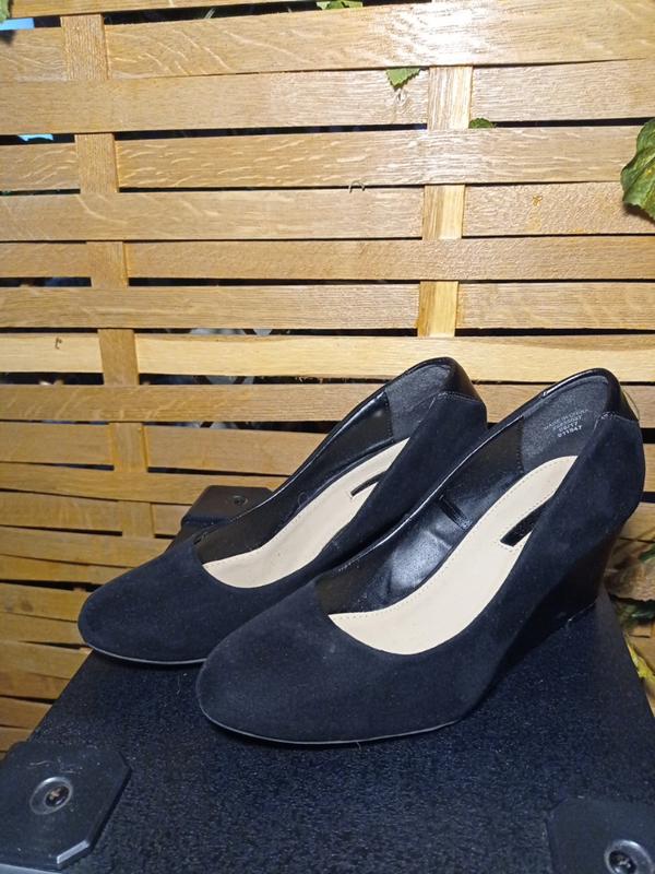 Туфлі на танкетці — цена 500 грн в каталоге Туфли Купить женские вещи по доступной цене на Шафе