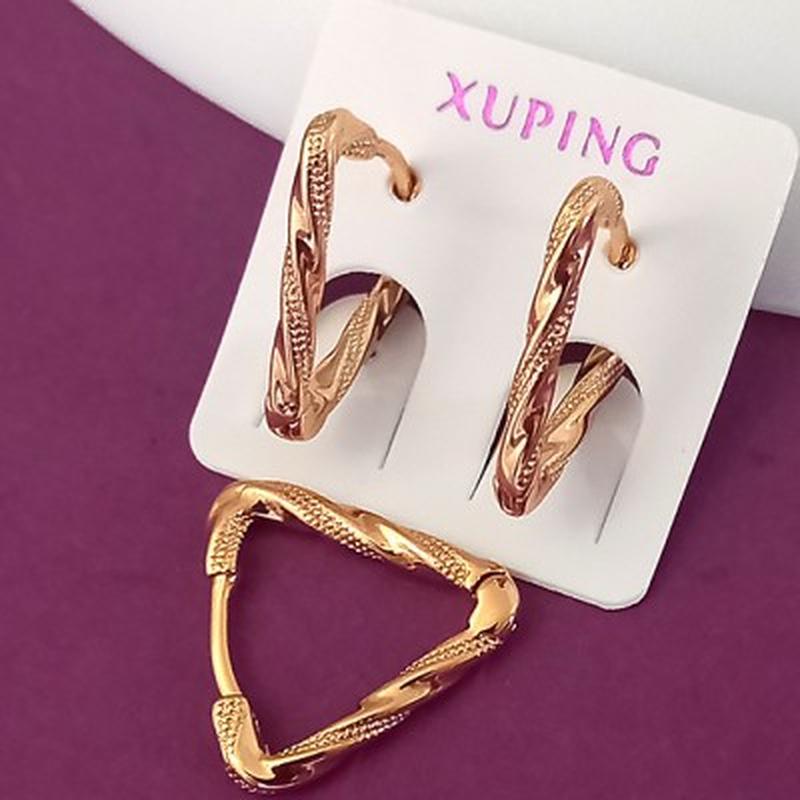 Сережки треугольник — цена 119 грн в каталоге Серьги Купить аксессуары по доступной цене на Шафе